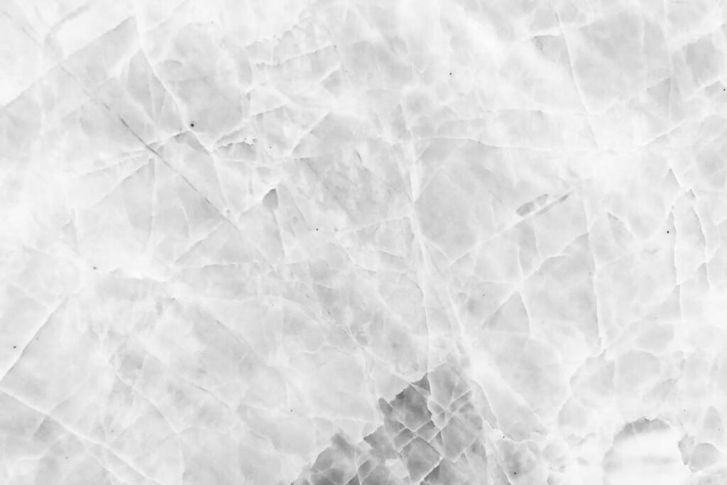 Pedras transparentes: o que são, como são feitas e onde aplicar